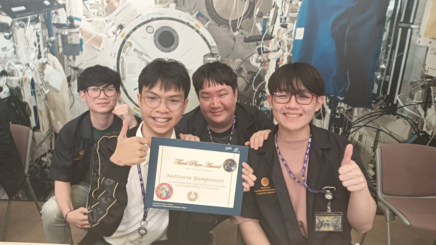 ทีมเยาวชนไทยจาก SIIT คว้าอันดับ 3 แข่งเขียนโปรแกรมควบคุมหุ่นยนต์ Astrobee ผู้ช่วยนักบินอวกาศของ ...