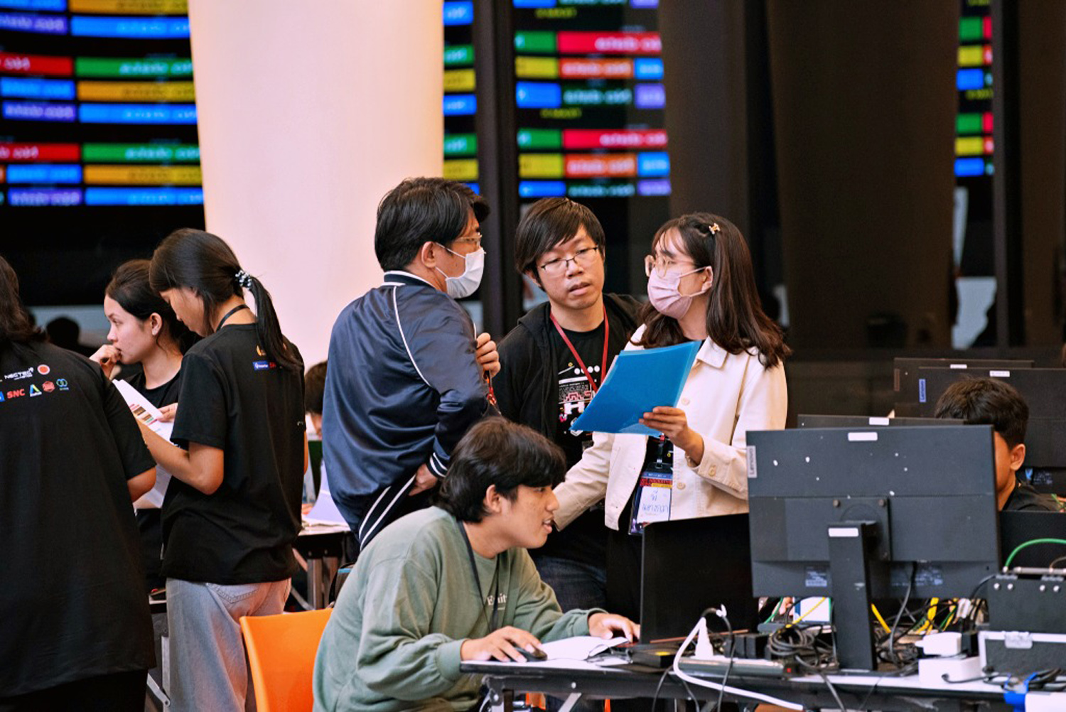 จัดแข่ง IoT Hackathon 2024 ย้ำ “ทำได้ ทำเป็น” ก่อนทำงานจริงใน EEC – คนกับความคิด ชีวิตกับนวัตกรรม