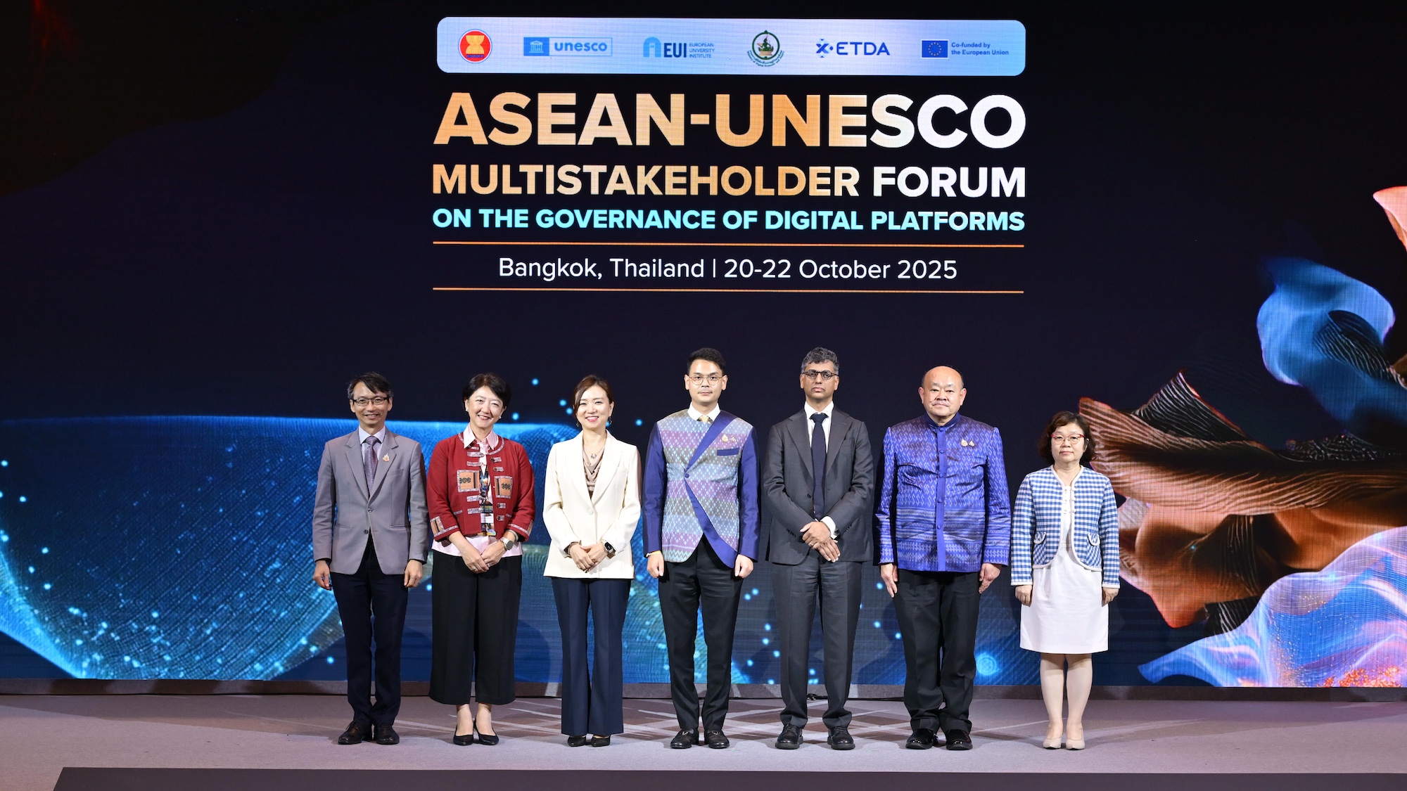 ดีอี -ASEAN และ UNESCO เปิดเวทีหามาตรการร่วมกำหนด “อนาคตธรรมาภิบาล ...